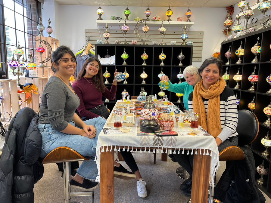 Toronto Mosaic Lamp Making Workshop: Create Stylish Lamps – DIYLabs